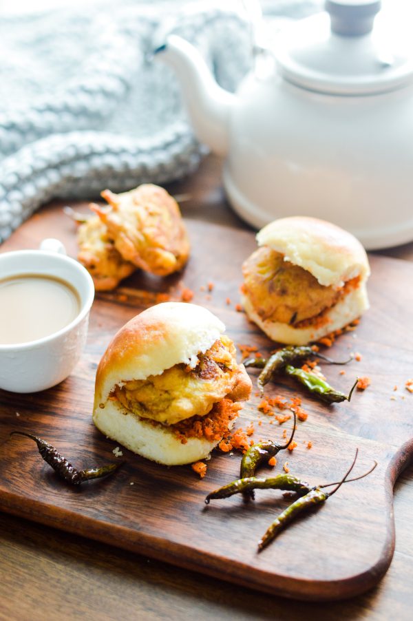 The best vada pav and how to make thela like vada pav at home